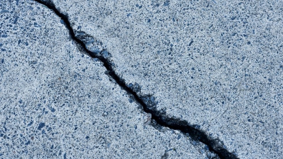 Effects of Cracks in Concrete Structures | Areté Engineers